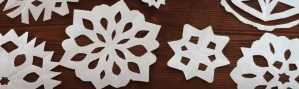 How to Make a Snowflake | ThatChristmasMagic.com
