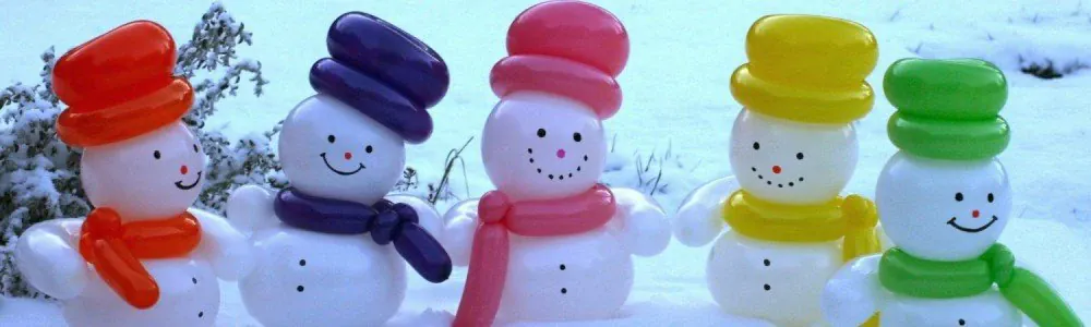 How to Make a Snowman Balloon | ThatChristmasMagic.com